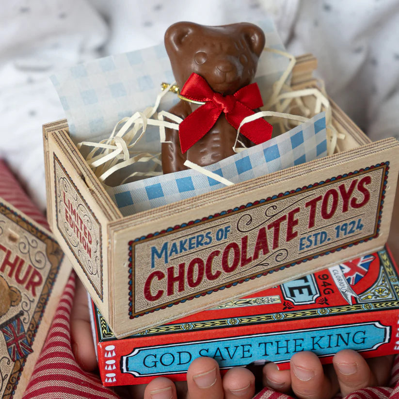 Arthur The Scrumptious Chocolate Bear – Freda & Bert